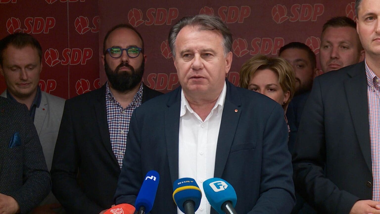 SDP kritikuje Vladu FBiH: Plaćeni odmor Solaku je nagrada za nabavku ...