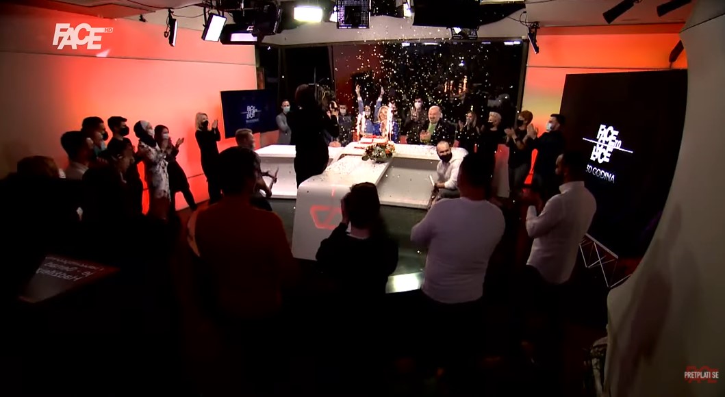 Ovako je izgledala priprema 30-tog rođendana FACE TO FACE-a i ...