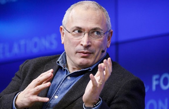 Ruska policija upala na skup opozicionara i privela 150 ljudi | Face ...