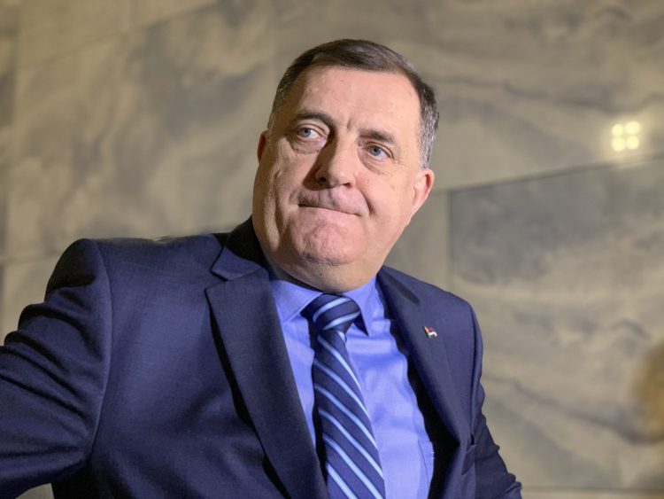 Dodik: “Gdje to ima na svijetu? Što nam ne isporučite našu vakcinu ...