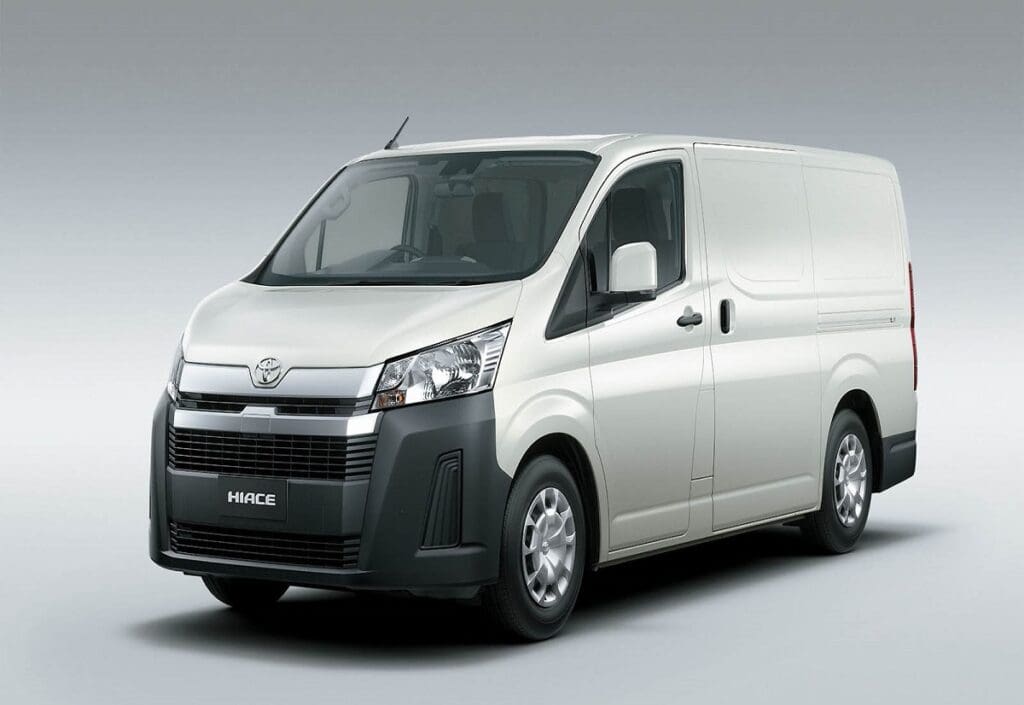 Toyota predstavlja šestu generaciju modela Hiace | Face | Jedina ...