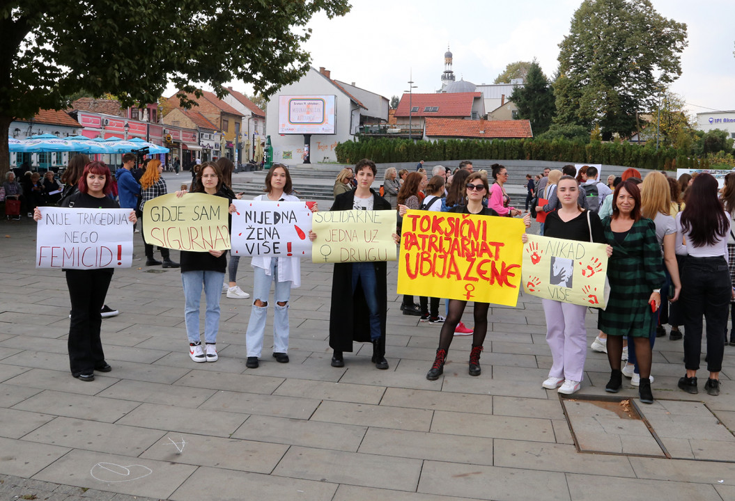 Skup građana u Tuzli: "Sve nas se tiče" | Face | Jedina neovisna ...