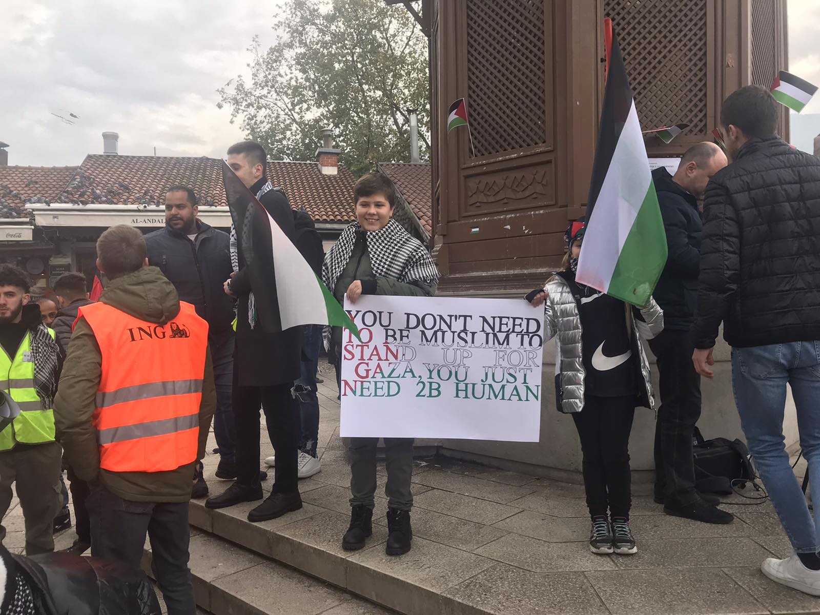 Pratite UŽIVO na FACE-u: Okupljanje građana u znak podrške Palestini u ...