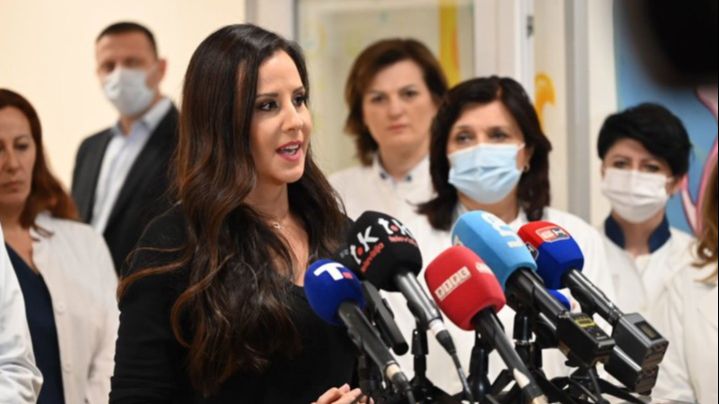 Prva dama Srbije: Postoji li važnije mjesto od onoga gdje se rađa novi život | Face | Jedina ...