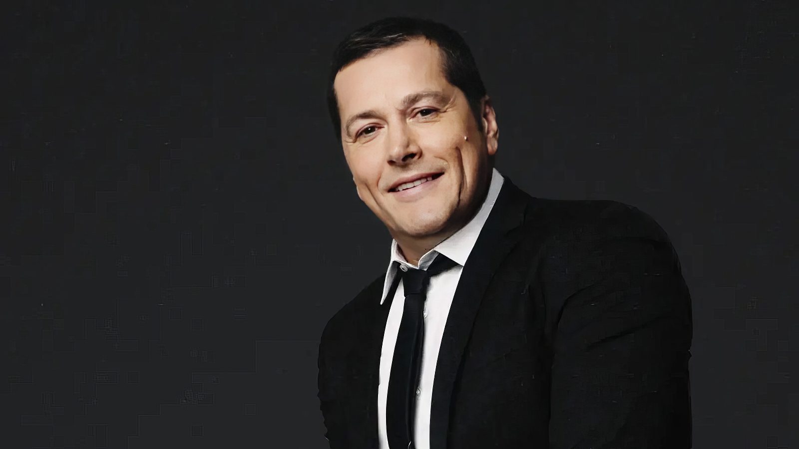 Aco Pejović: Srce mi lupa! Sutra je praznik, slavimo ljubav – sve je ...